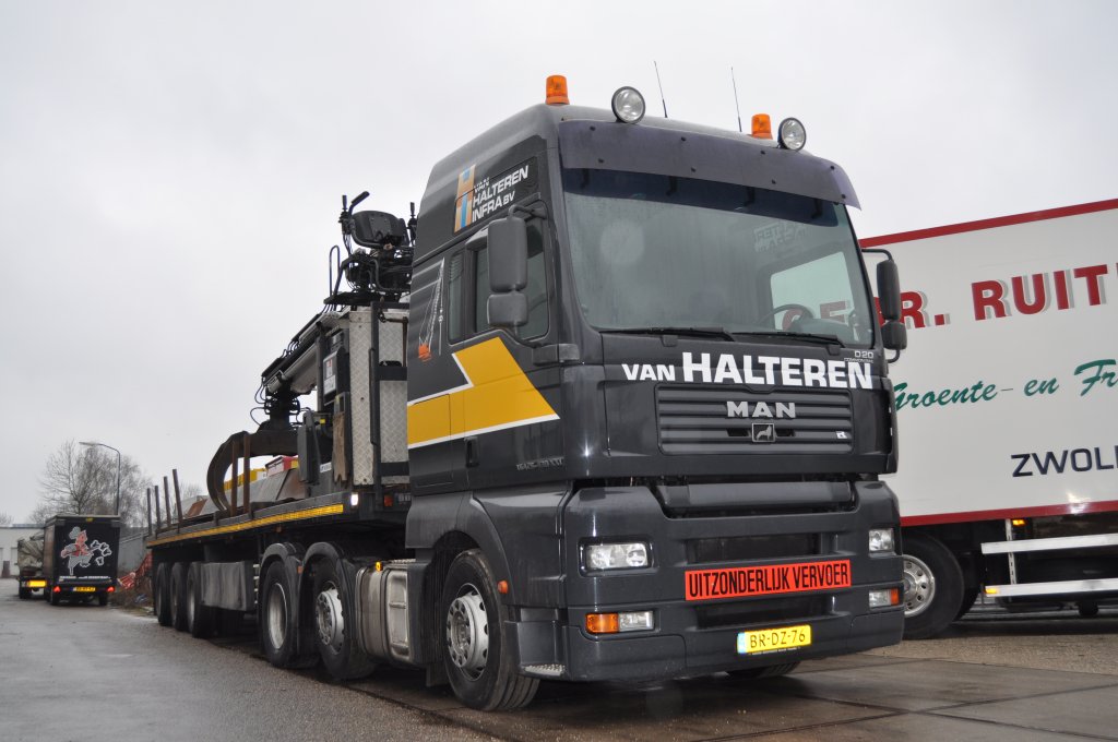 MAN TGA 26.430 6X2/4 - Fahrzeugbilder.de