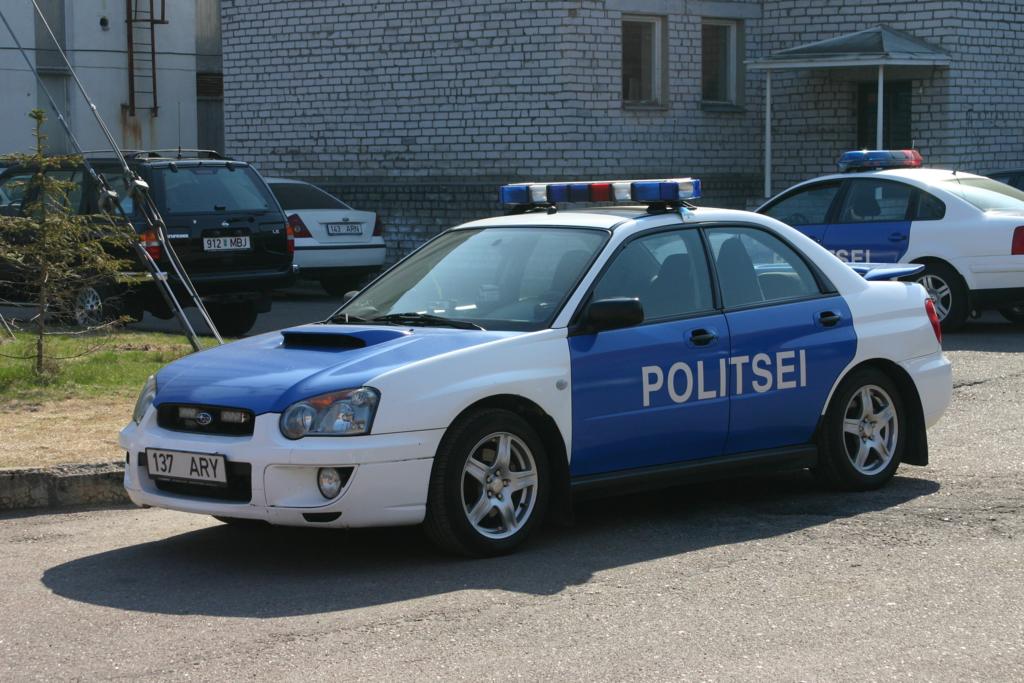 Polizeifahrzeuge / Estland - Fahrzeugbilder.de