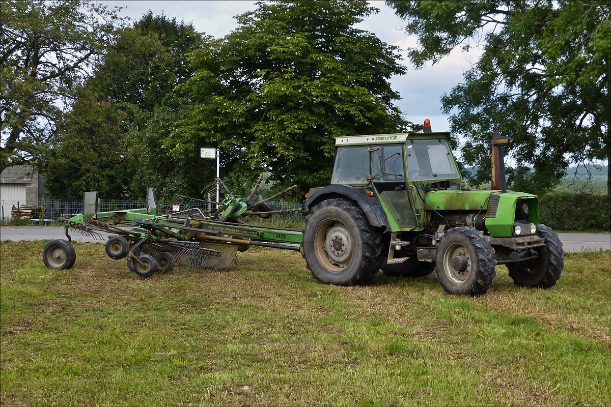 Erntetechnik Heuwender Fotos - Fahrzeugbilder.de
