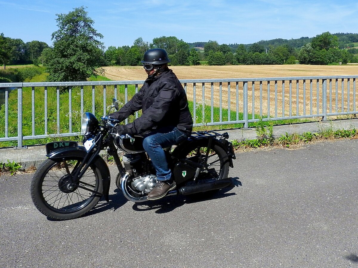 DKW-Motorrad anlässlich der Wadholz-Classic2022; 220717 - Fahrzeugbilder.de