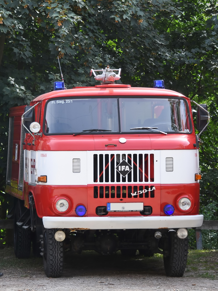 IFA W 50 Fotos - Fahrzeugbilder.de