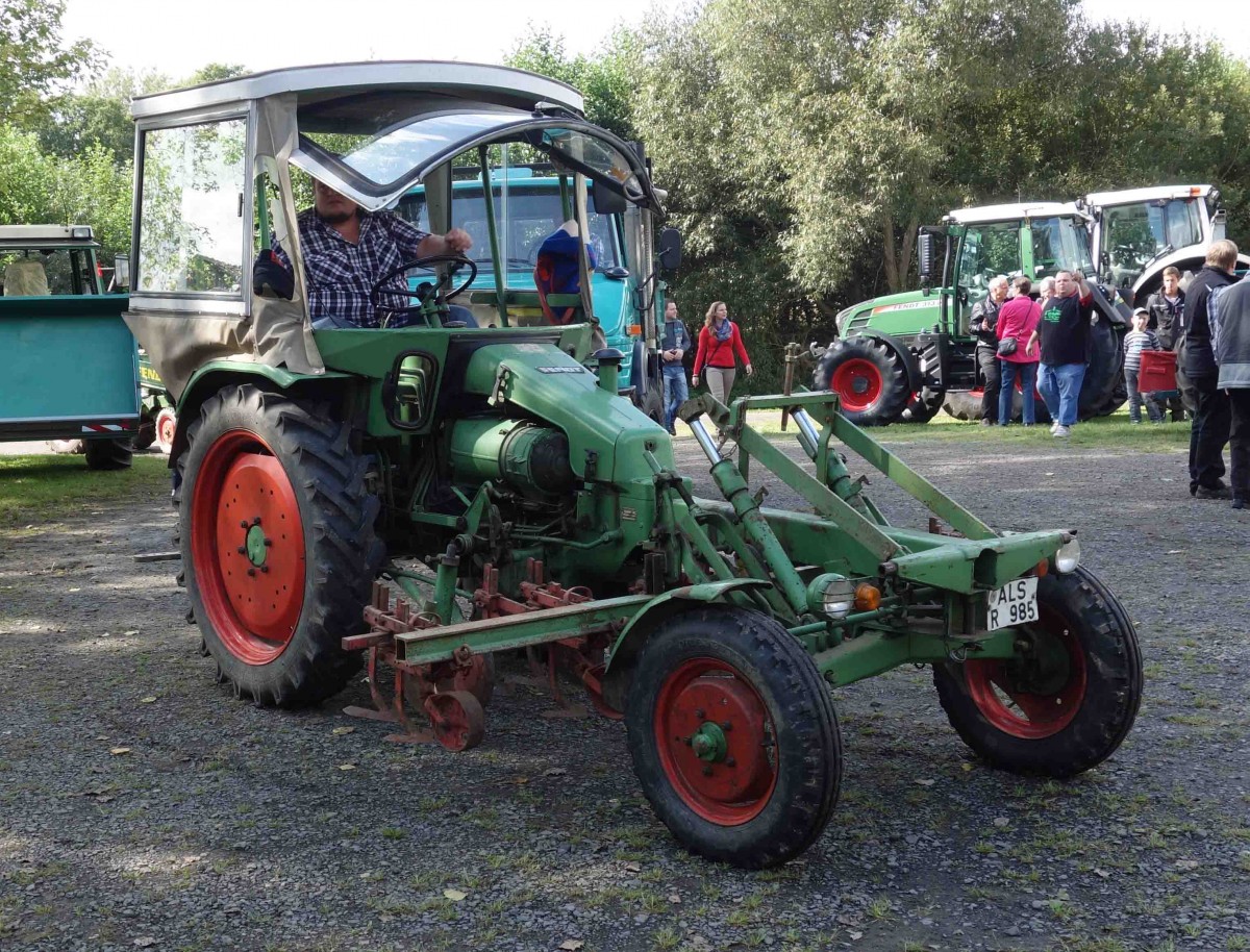 Fendt GT, ausgestellt anl. der Jubiläumsfeier "850 Jahre Wiesen" in ...