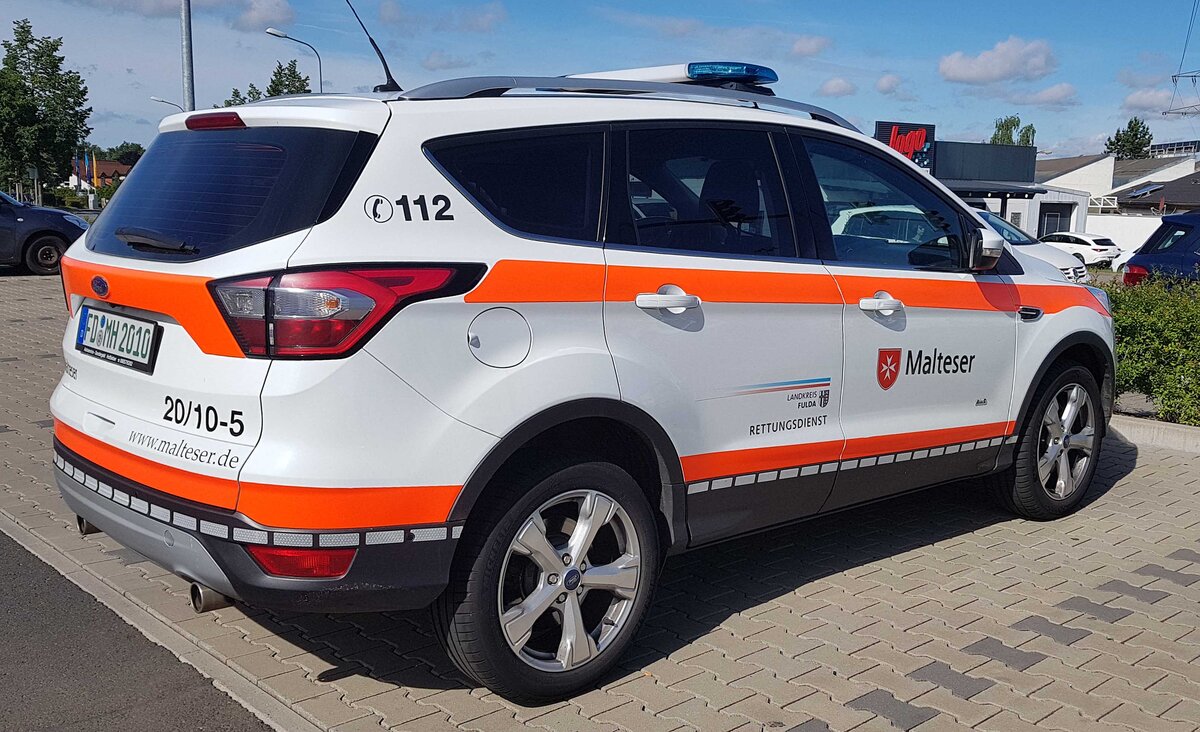 =Ford Kuga der MALTESER, 07-2024 - Fahrzeugbilder.de