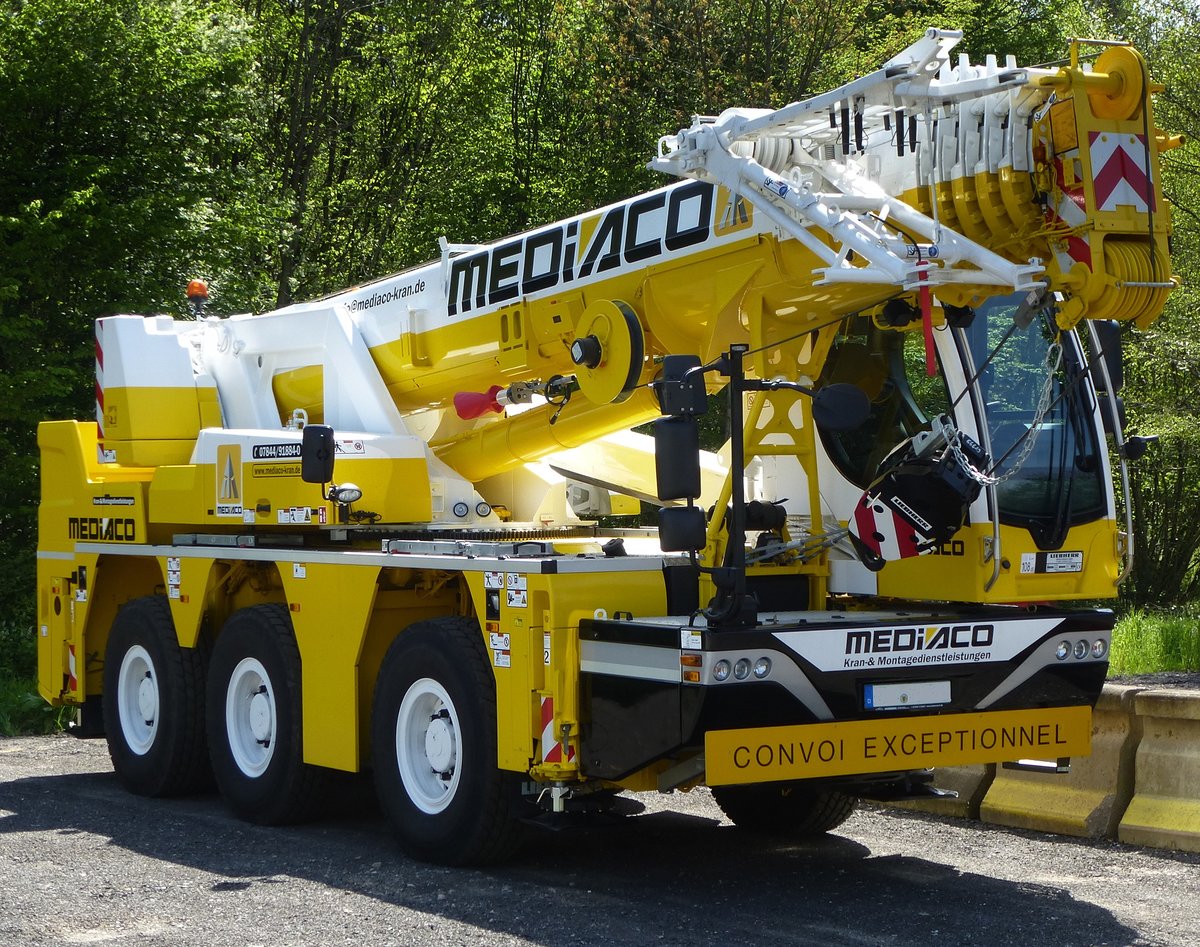 Krane: Autokrane Liebherr Fotos (2) - Fahrzeugbilder.de