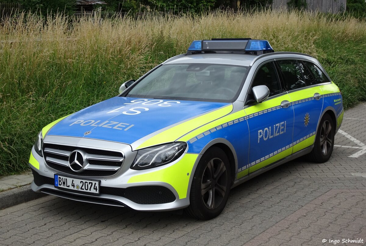 Polizei Baden-Württemberg | Polizeipräsidium Stuttgart | BWL 4-2074 ...