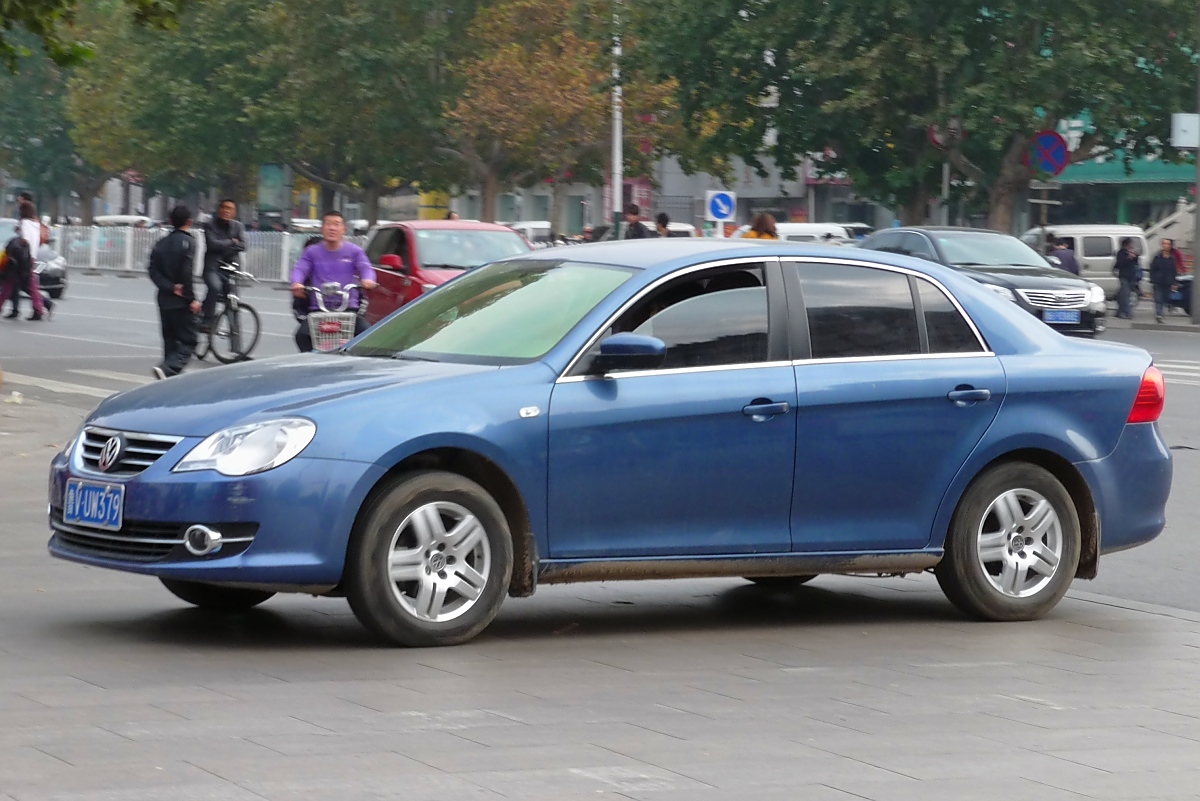 VW Bora in Shouguang, 1.11.11 - Fahrzeugbilder.de