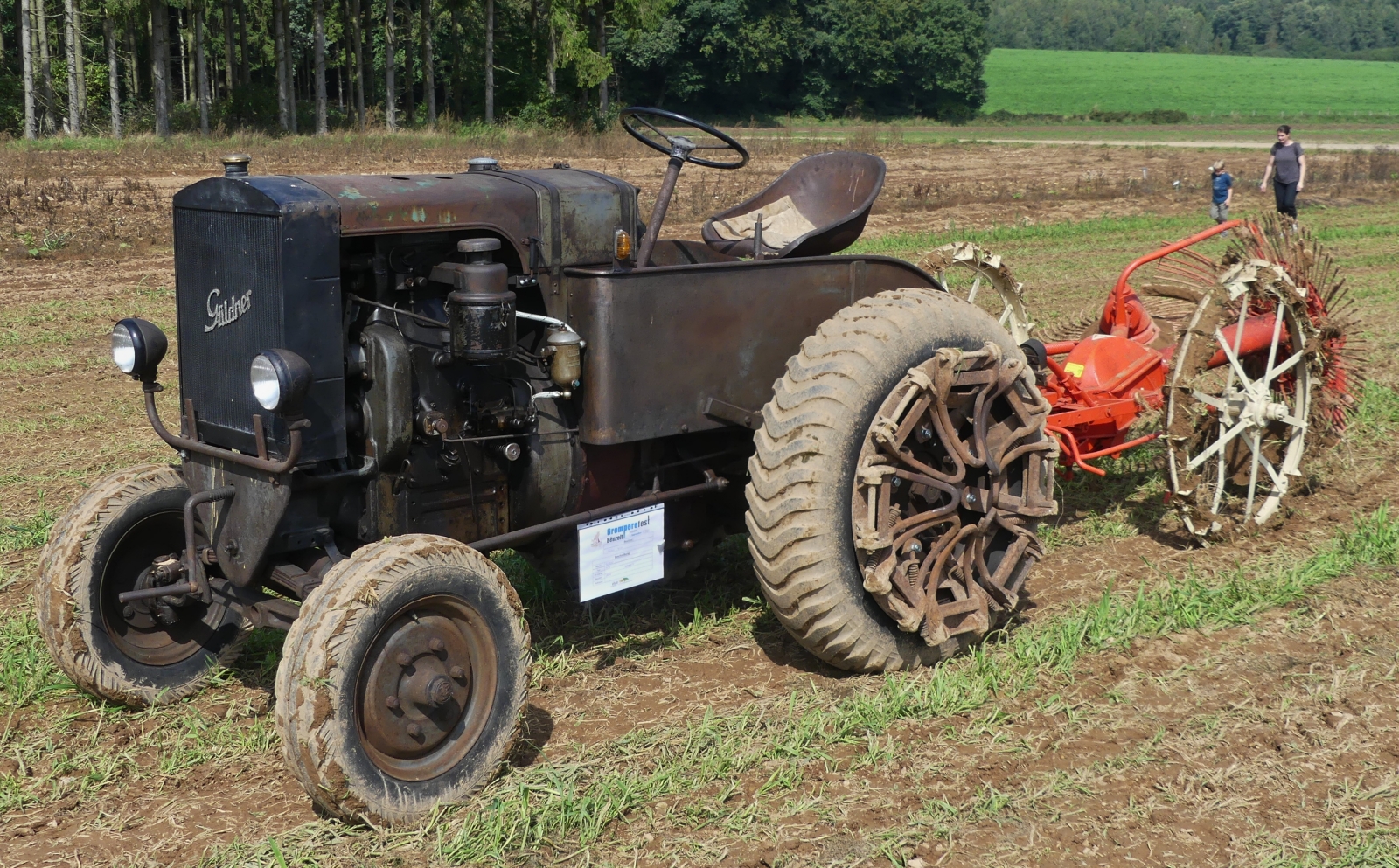 Kartoffelroder Lanz LK 30 Stand Zum Vorf hren Der Kartoffelernte Beim Kartoffelroder Lanz LK 30 Stand Zum Vorf hren Der Kartoffelernte Beim