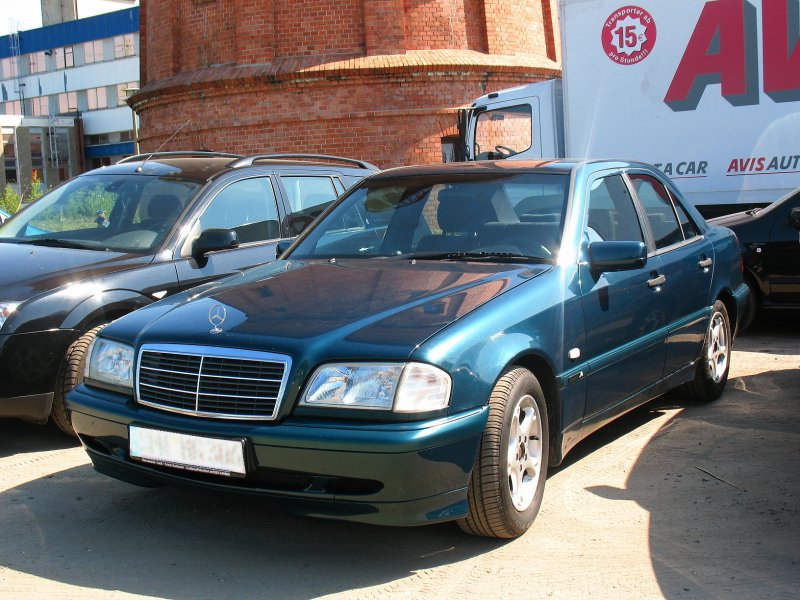 Mercedes C180 in Cottbus. 2007 - Fahrzeugbilder.de