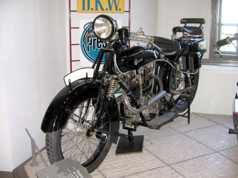 Wanderer Fotos - Fahrzeugbilder.de